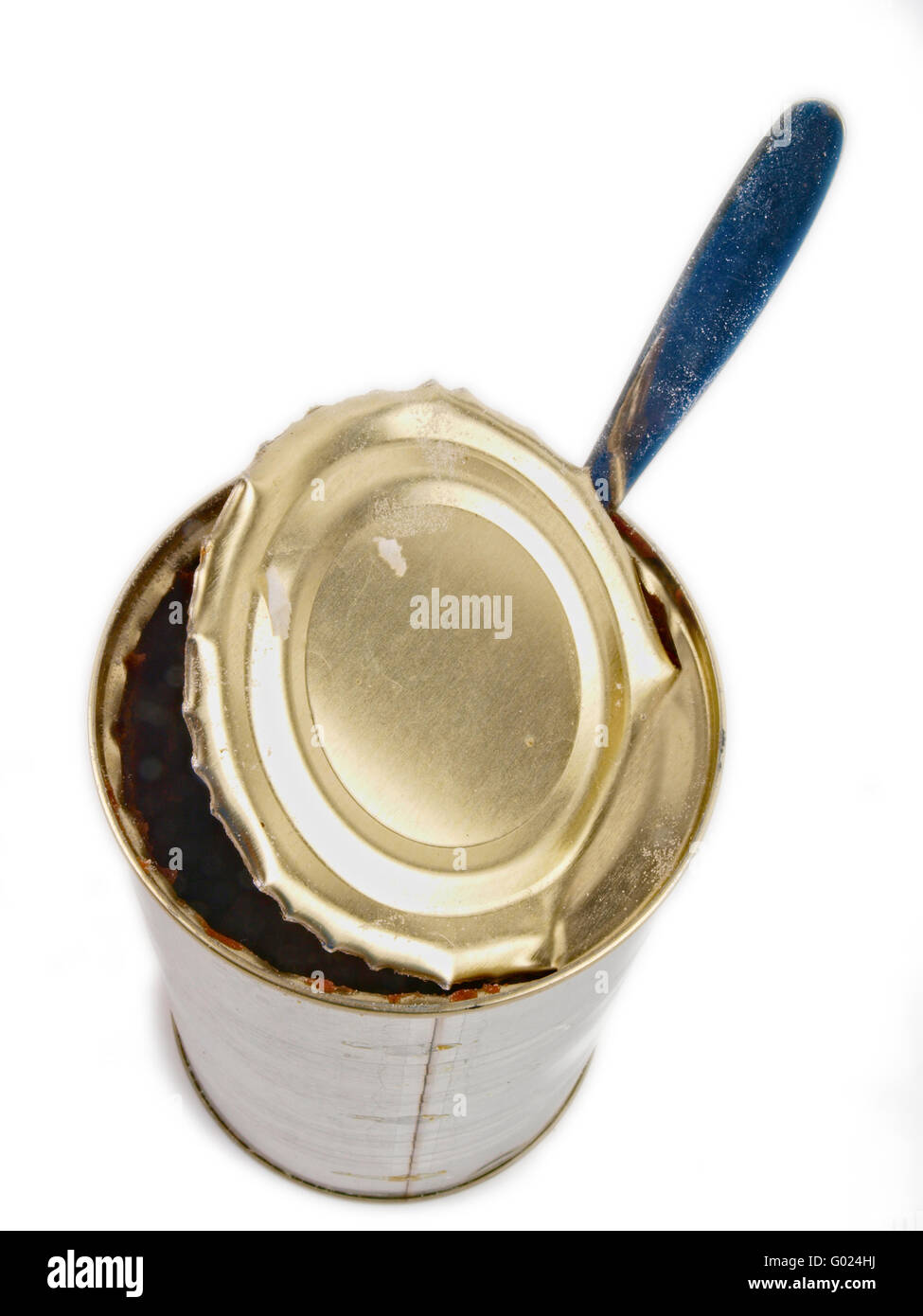 Empty tin can. Close up on white background Stock Photo - Alamy