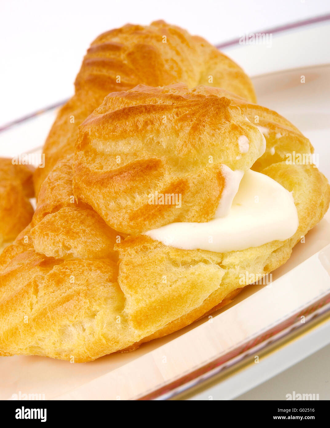 Choux cake hi-res stock photography and images - Alamy