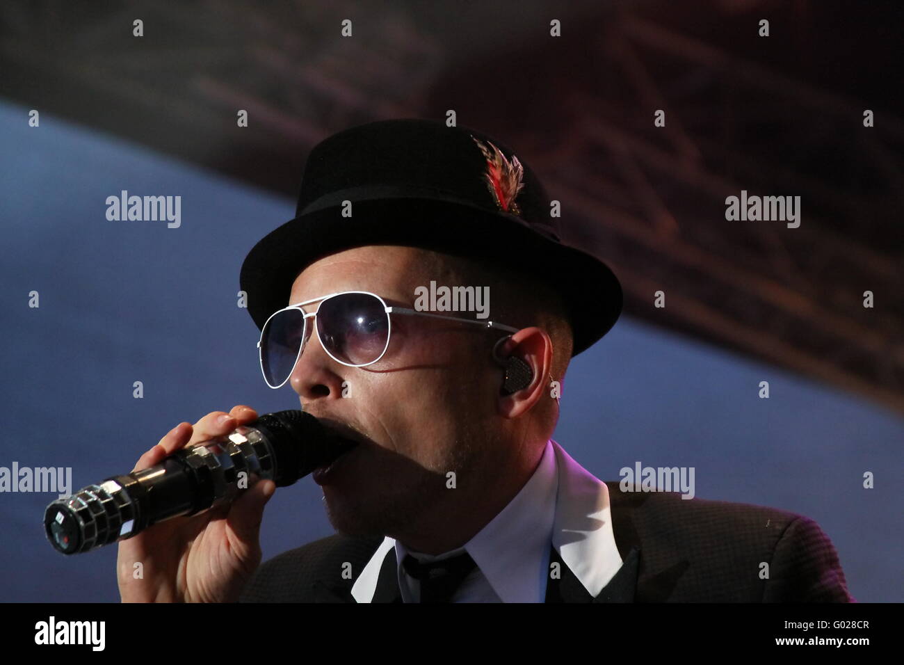 Open shirt hi-res stock photography and images - Alamy