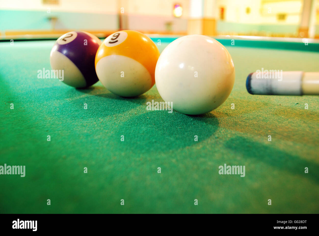 Red billiard balls hi-res stock photography and images - Alamy