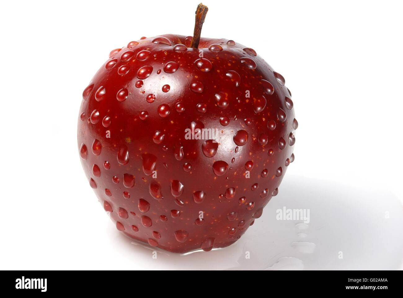 Shiny red apple hi-res stock photography and images - Alamy