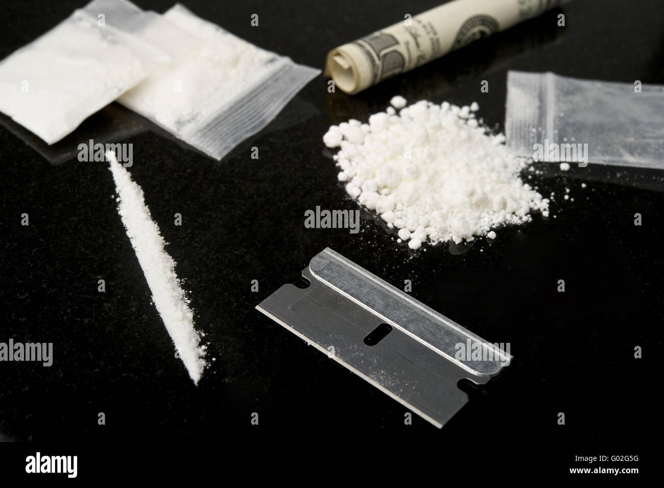 Cocaine bag hi-res stock photography and images - Alamy