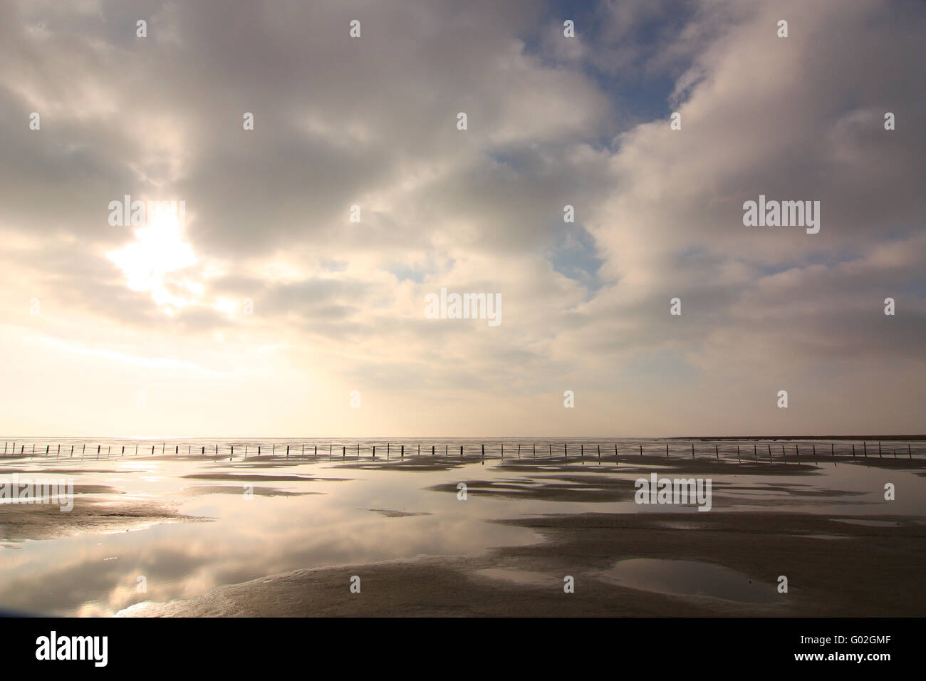 Falling of the tide hi-res stock photography and images - Alamy