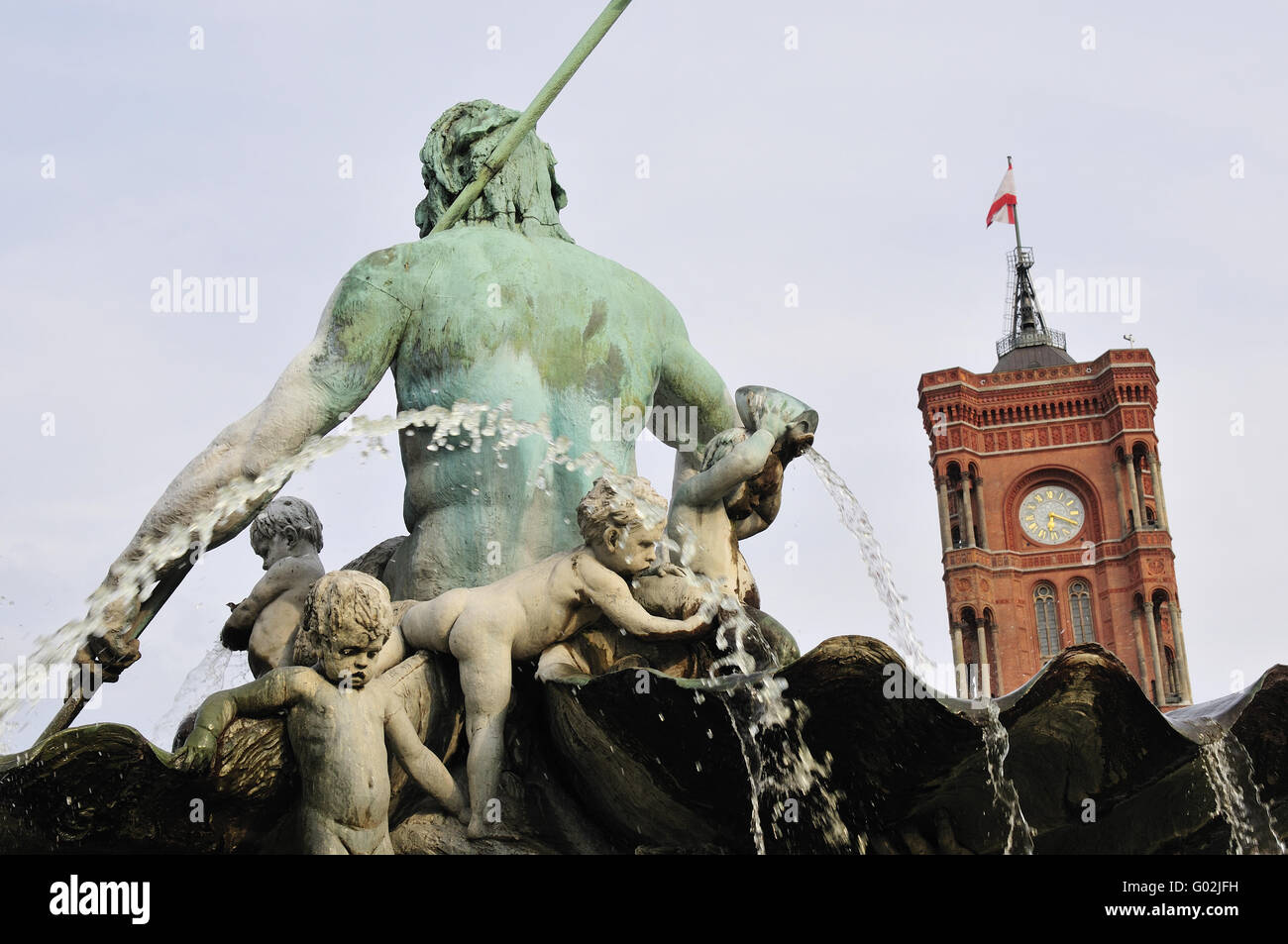 Griechischer brunnen hi-res stock photography and images - Alamy