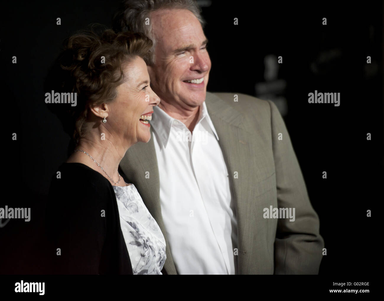 Couple red carpet hi-res stock photography and images - Alamy