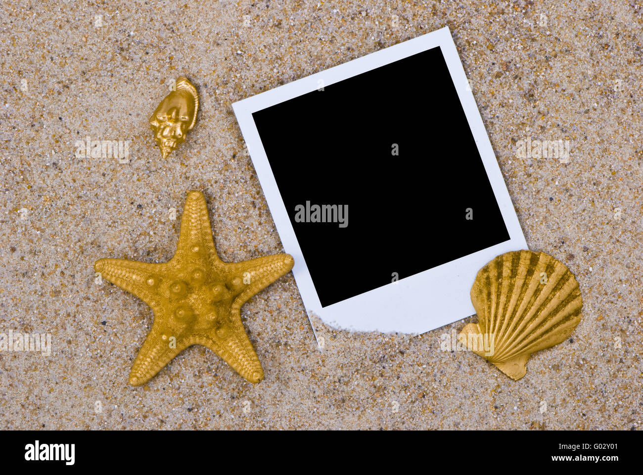 Golden water texture hi-res stock photography and images - Alamy
