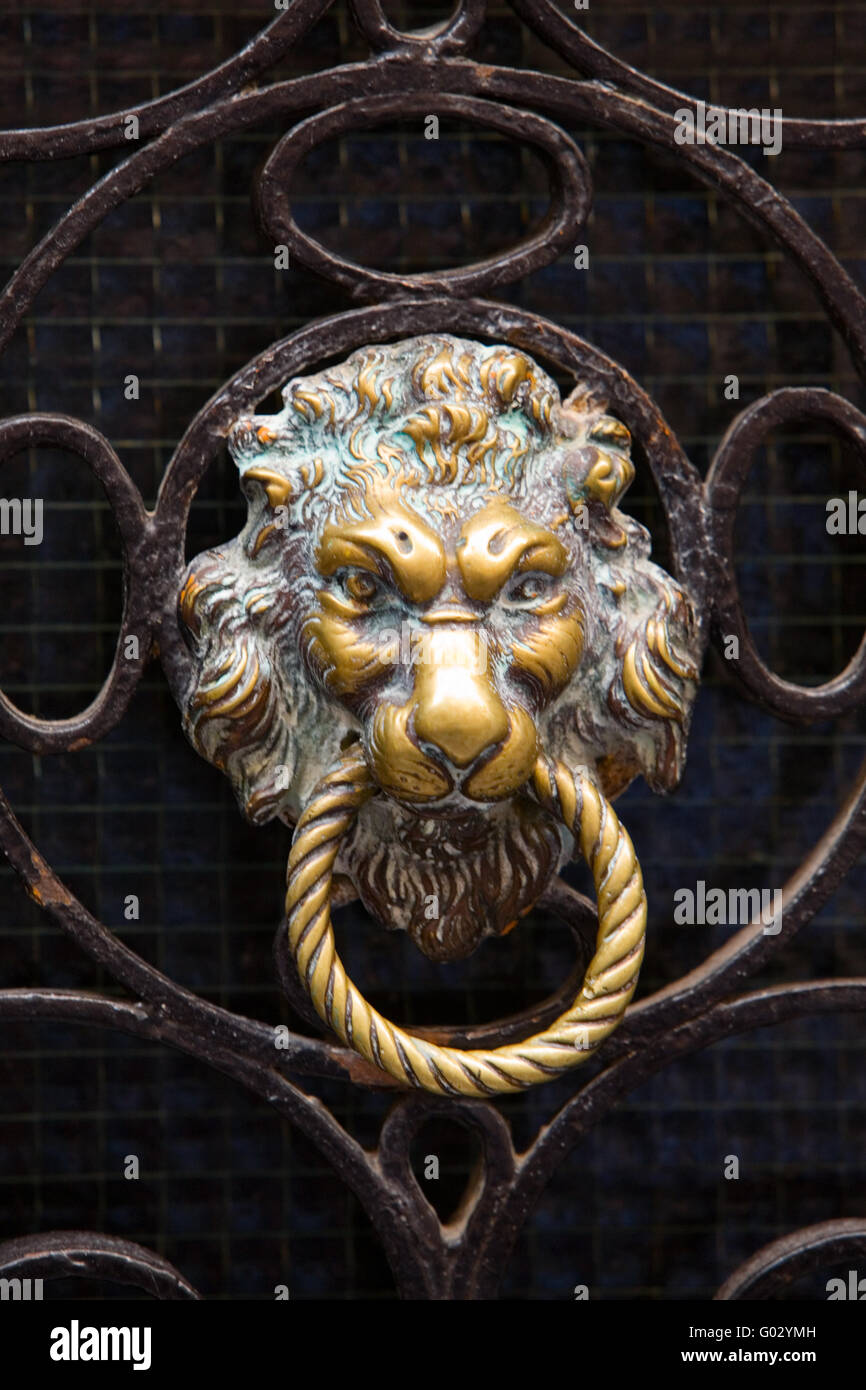 Hausturen hi-res stock photography and images - Alamy