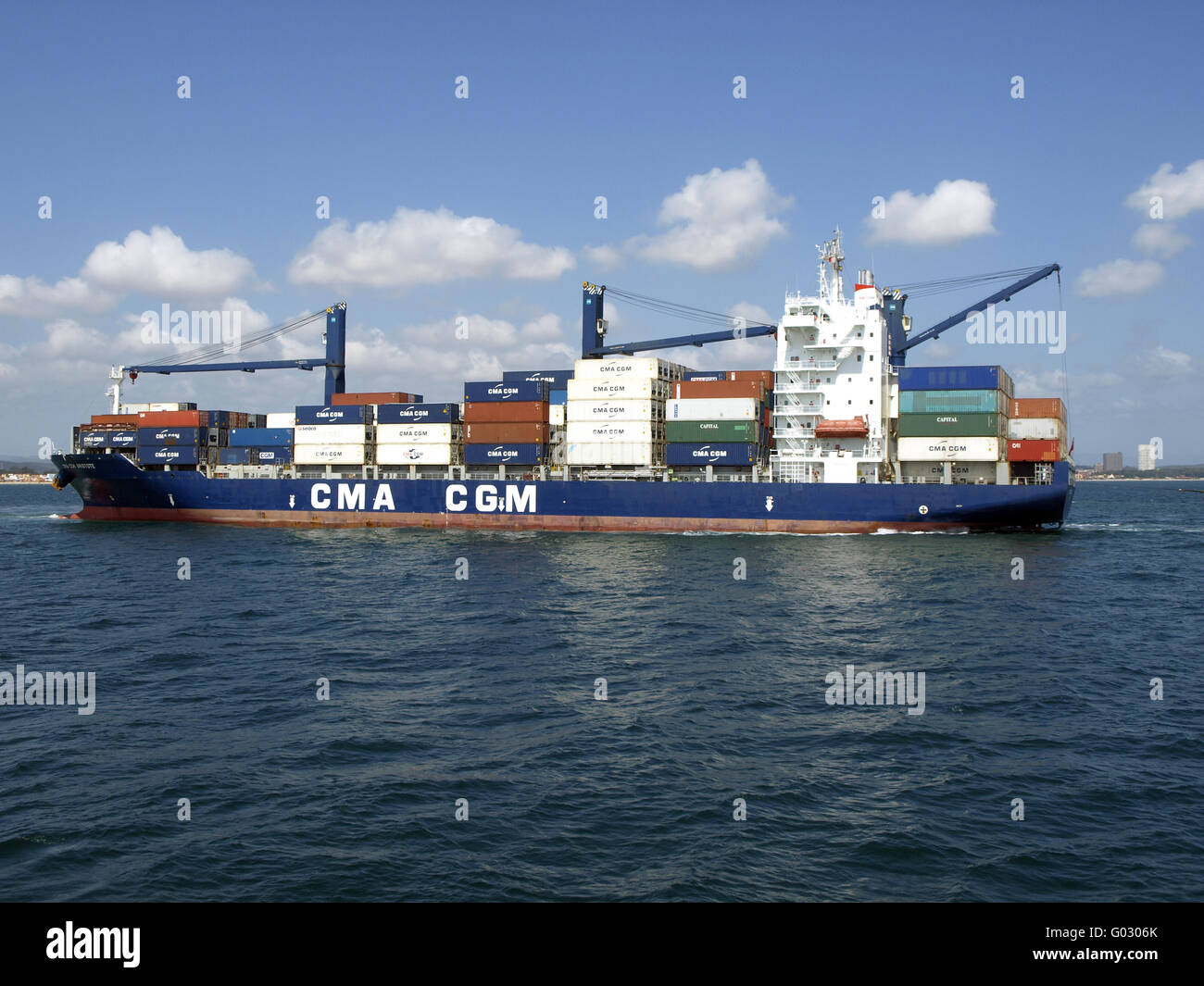 Loading unloading container ship cma hi-res stock photography and ...