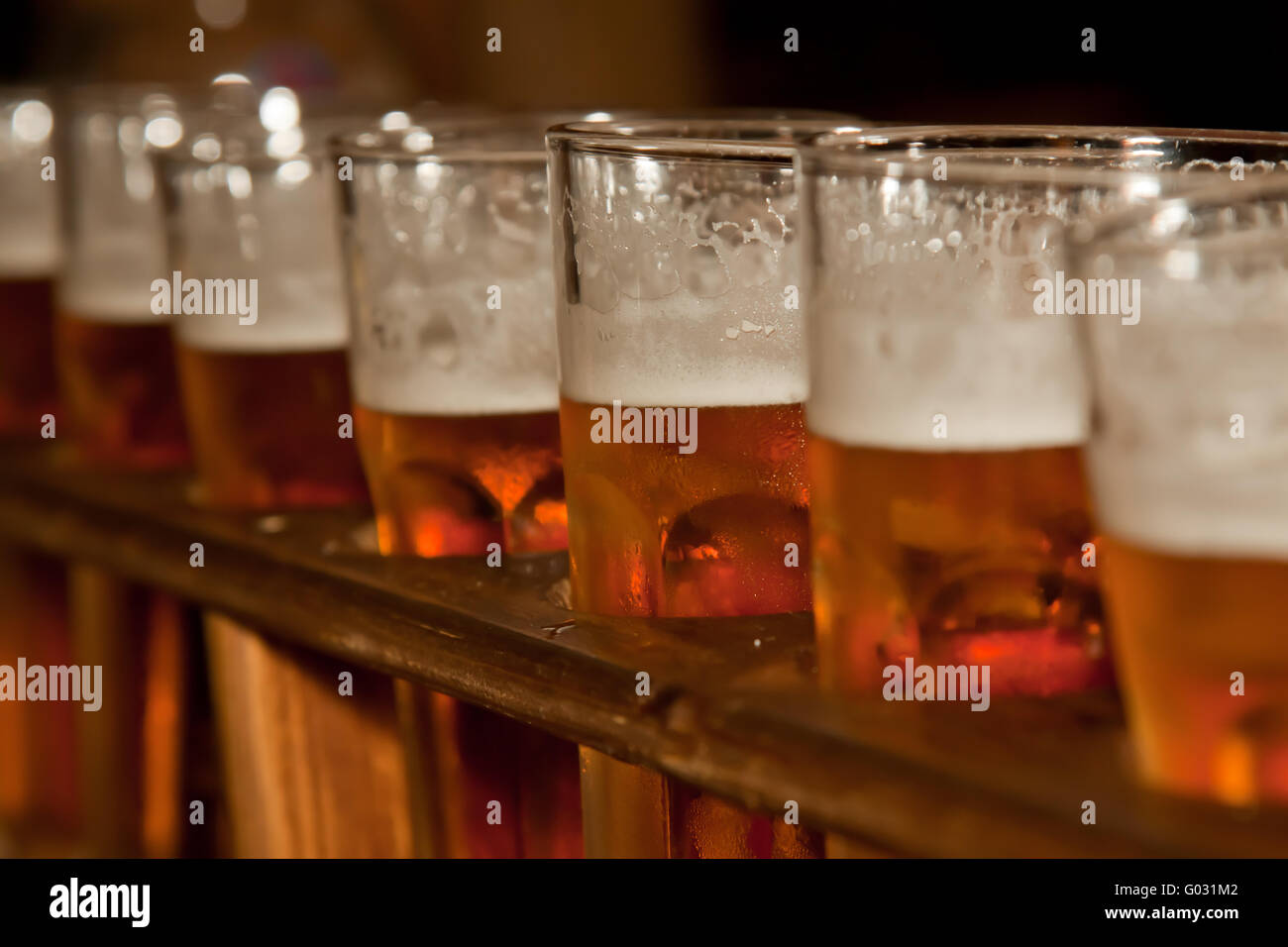 Bar of cold beer Stock Photo - Alamy