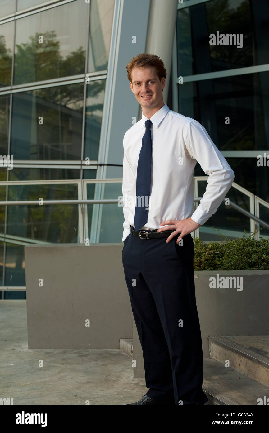 Office building vertical hi-res stock photography and images - Alamy