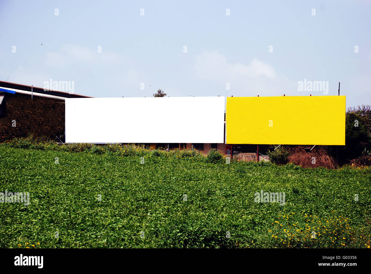 Blank white yellow signs with a copy space area Stock Photo - Alamy