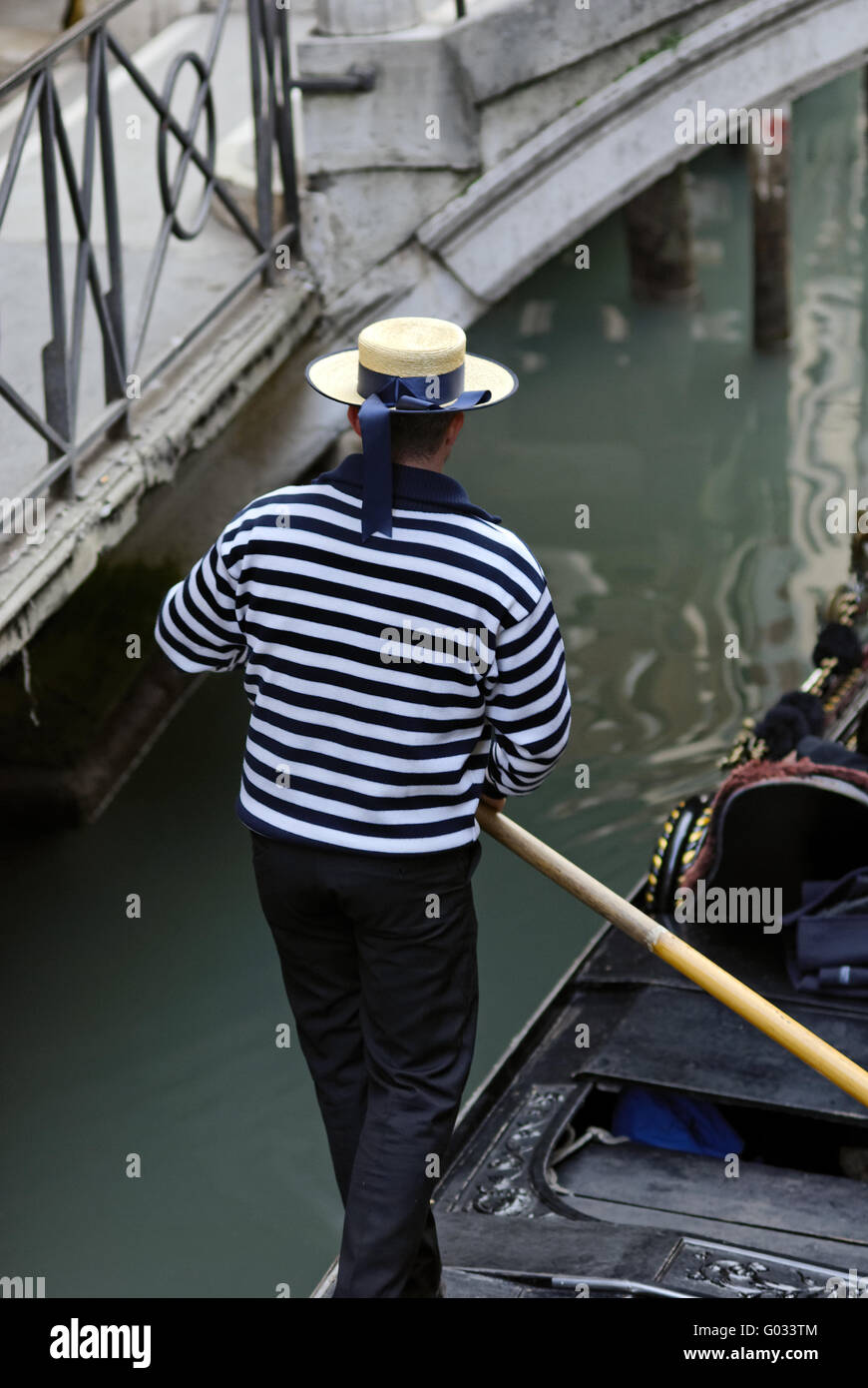 Gondolier hi-res stock photography and images - Alamy