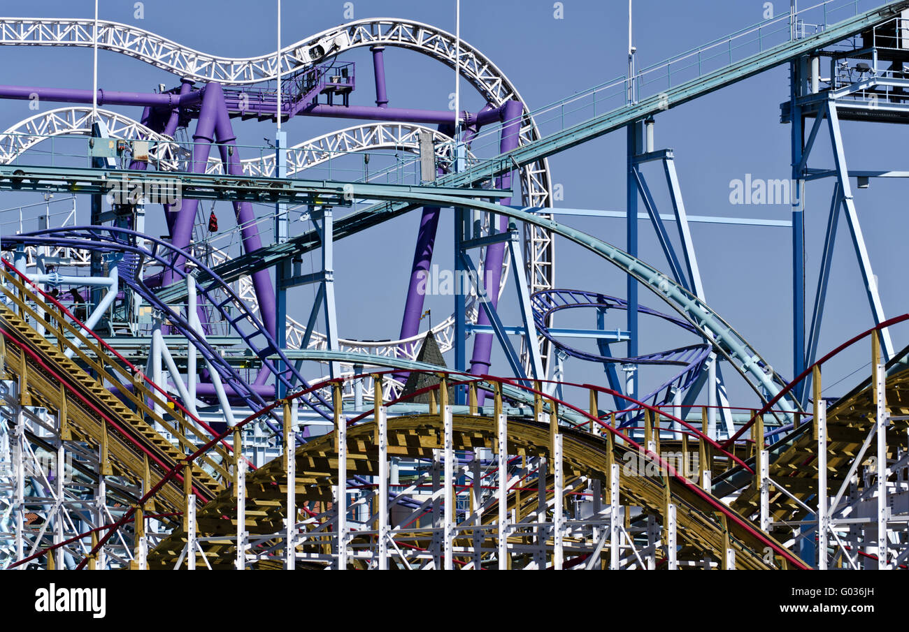 Roller coaster rail hi-res stock photography and images - Alamy