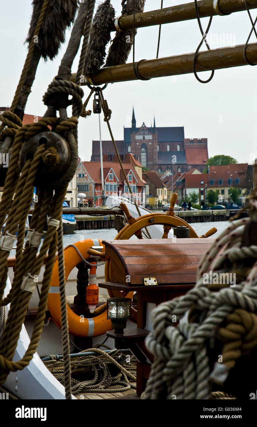 Torn sail hi-res stock photography and images - Alamy