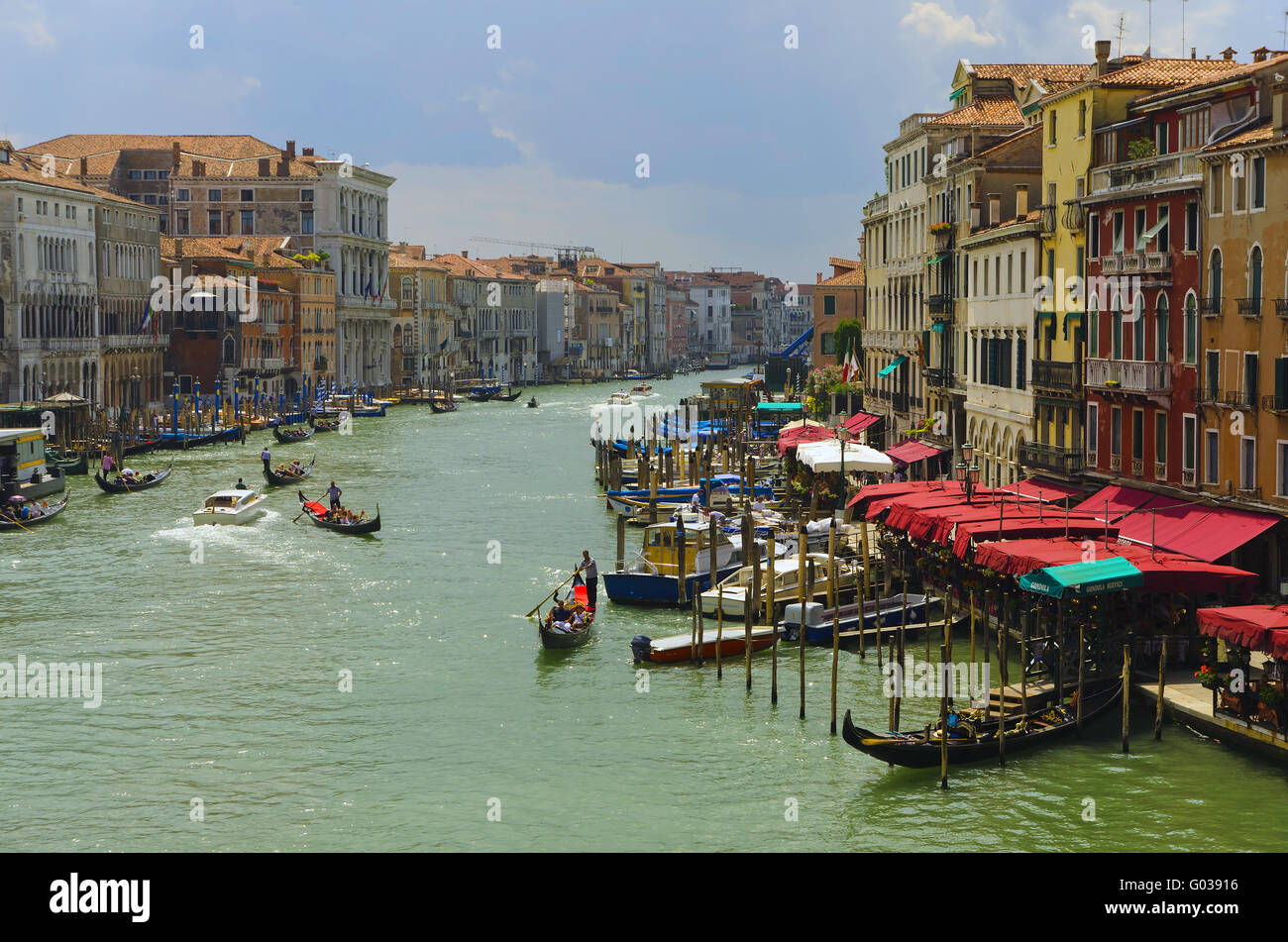 Canal grande gondola hi-res stock photography and images - Alamy
