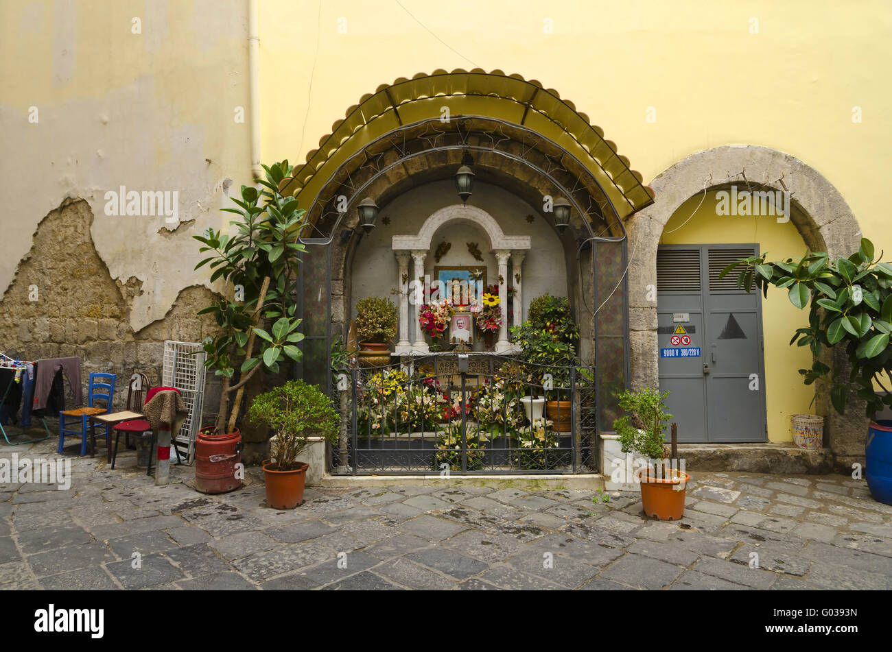 Altar of mary in naples hi-res stock photography and images - Alamy