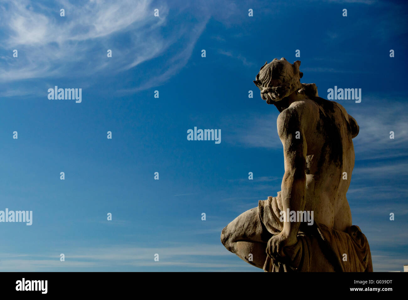 Adonis statue hi-res stock photography and images - Alamy