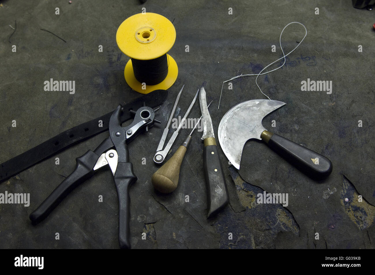 Saddler tools hi-res stock photography and images - Alamy
