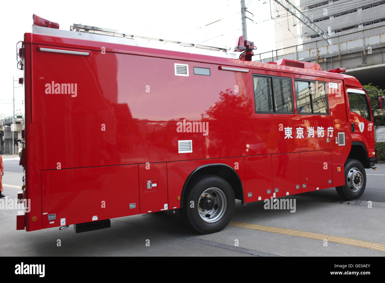 Mobile Command Unit Vehicle, Tokio Stock Photo - Alamy