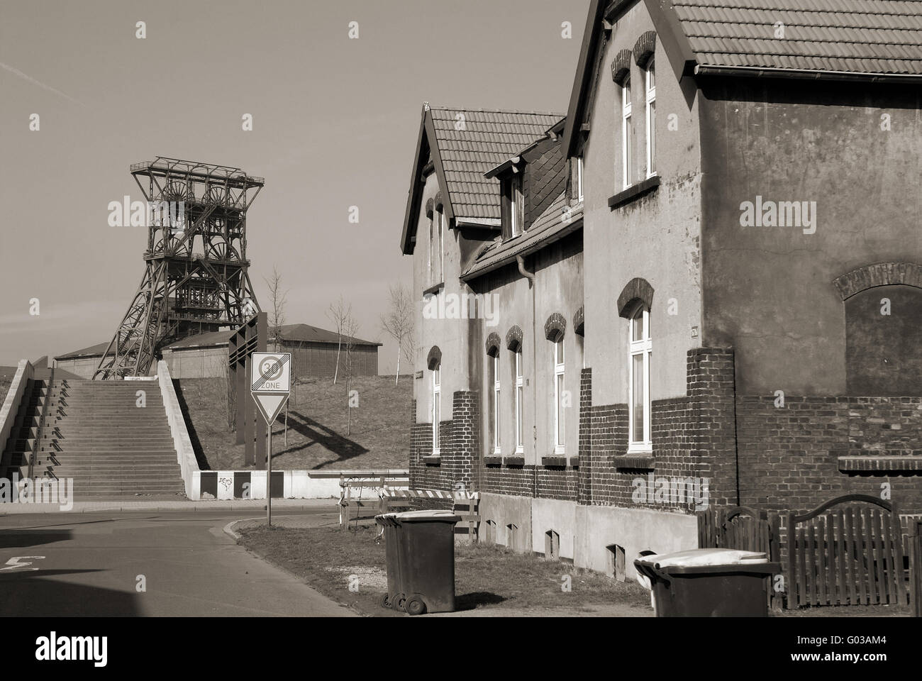 Colliery headgear hi-res stock photography and images - Alamy