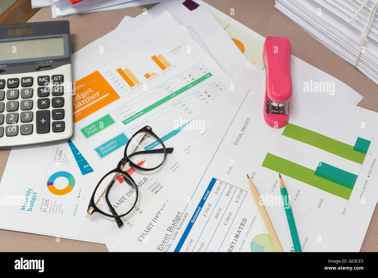 Analysis chart and paperwork on office table Stock Photo - Alamy