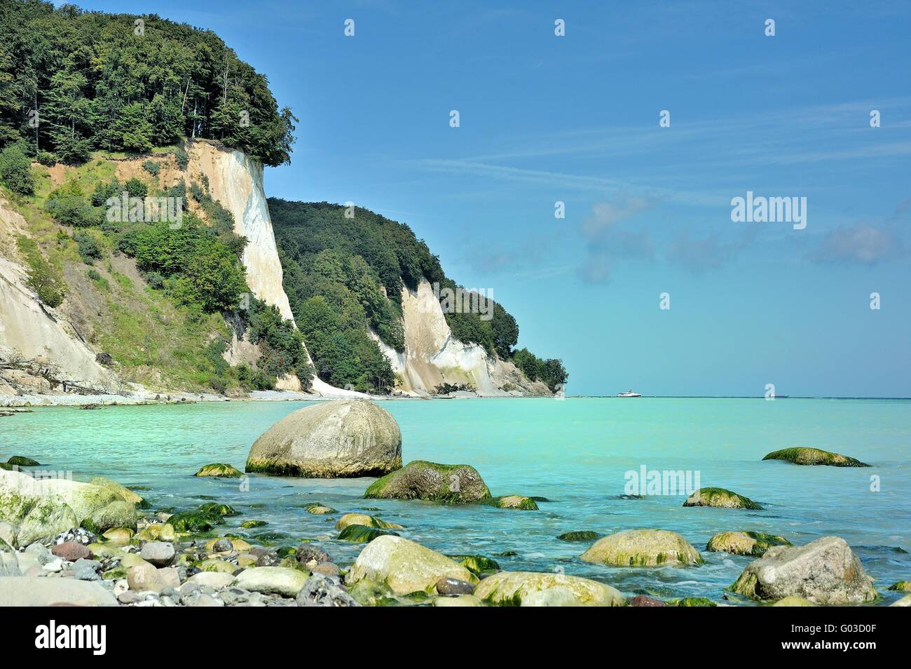 Chalk cliffs island rügen hi-res stock photography and images - Alamy