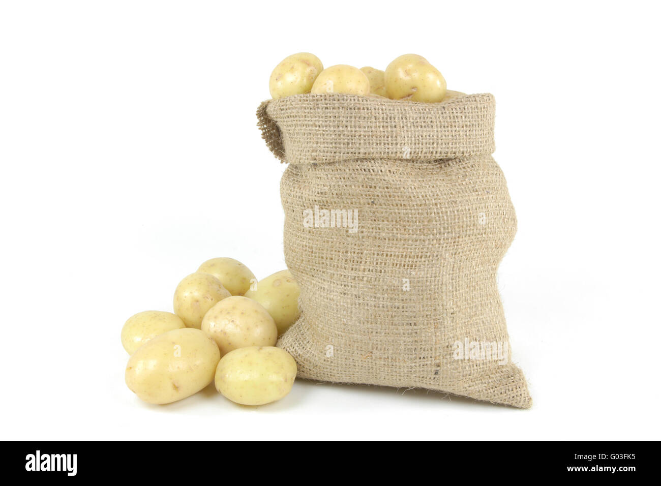 White fresh mini potatoes - horizontal orientation Stock Photo - Alamy