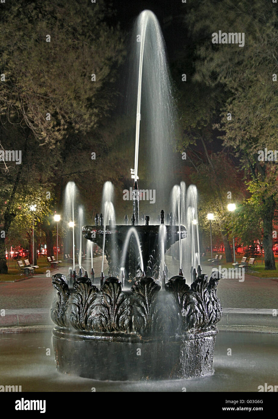 Old fountain at night in the park of Volgograd Stock Photo - Alamy