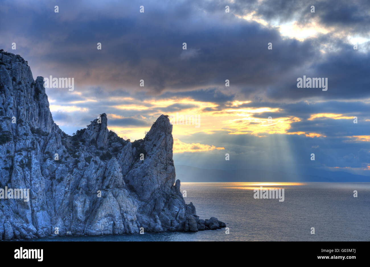 The night sea. The sea photographed at a dawn with long endurance ...