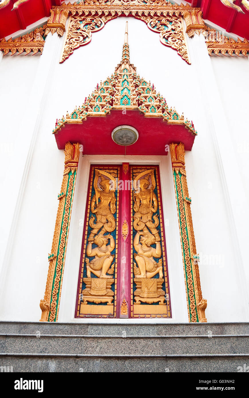 Chapel door ancient buddhist temple hi-res stock photography and images ...