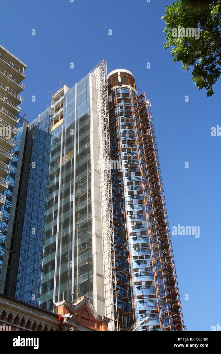 Cranes scaffolding forms concrete hi-res stock photography and images ...