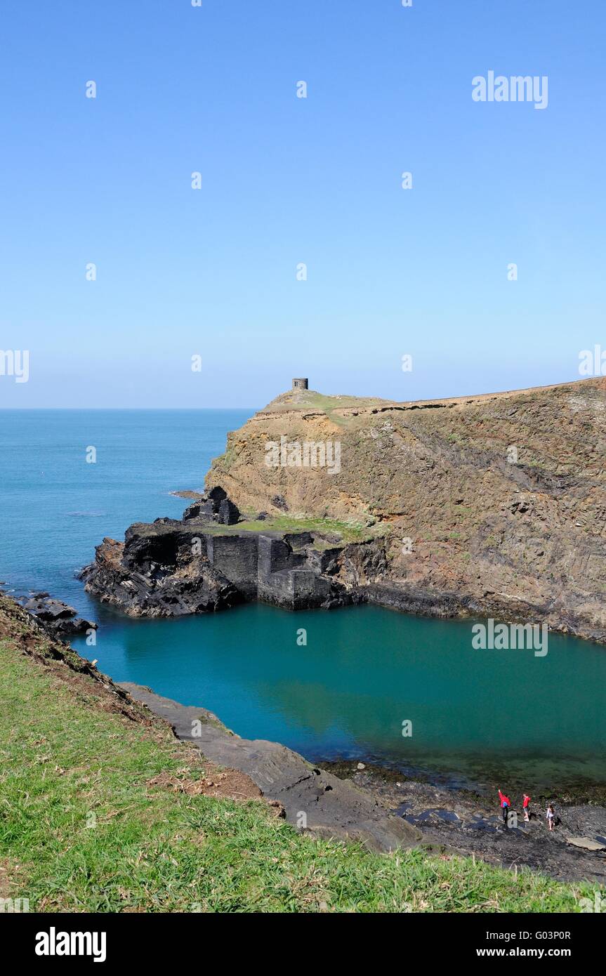 Blue lagoon old quarry hi-res stock photography and images - Alamy