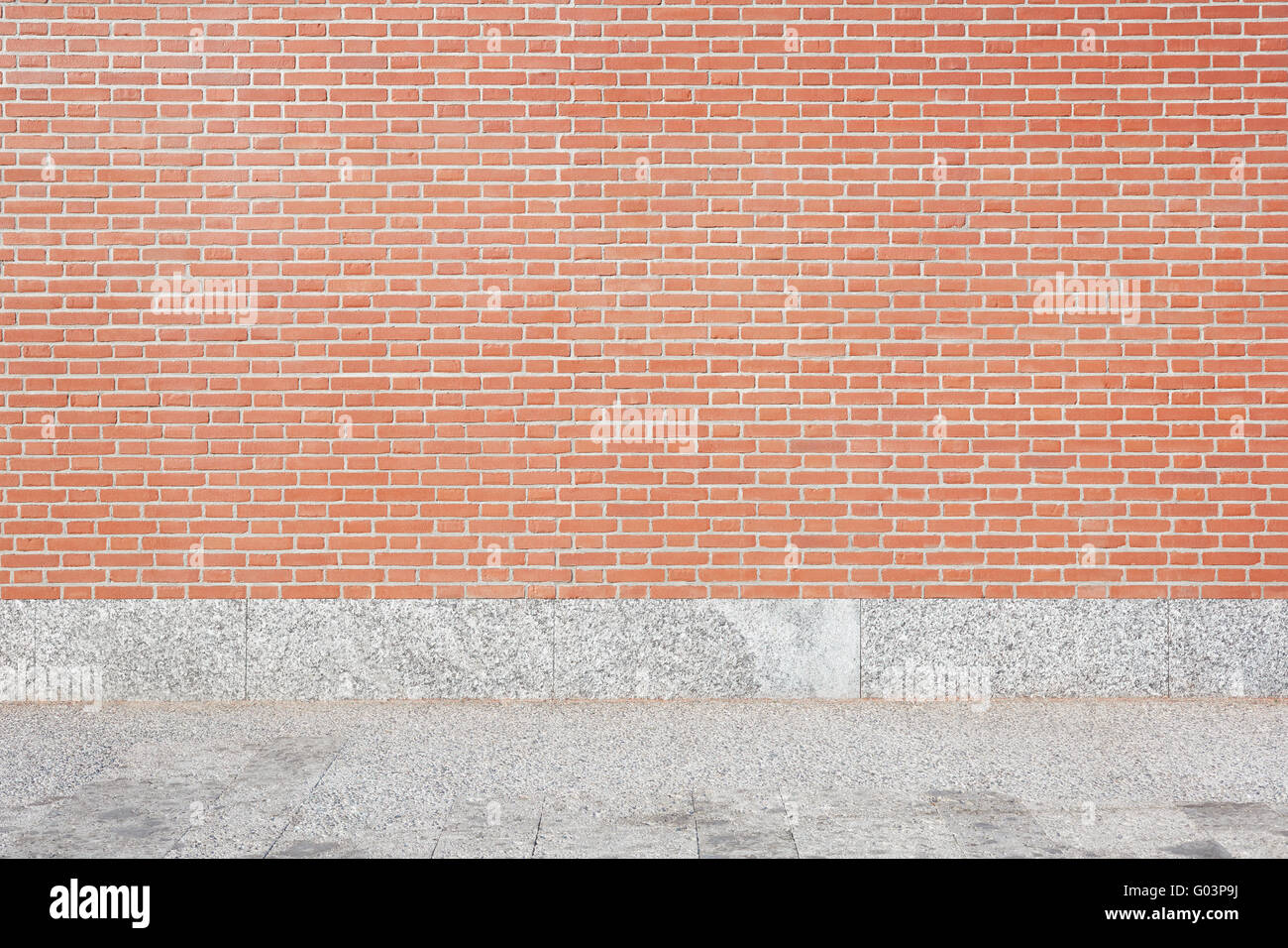 Red brick wall hi-res stock photography and images - Alamy