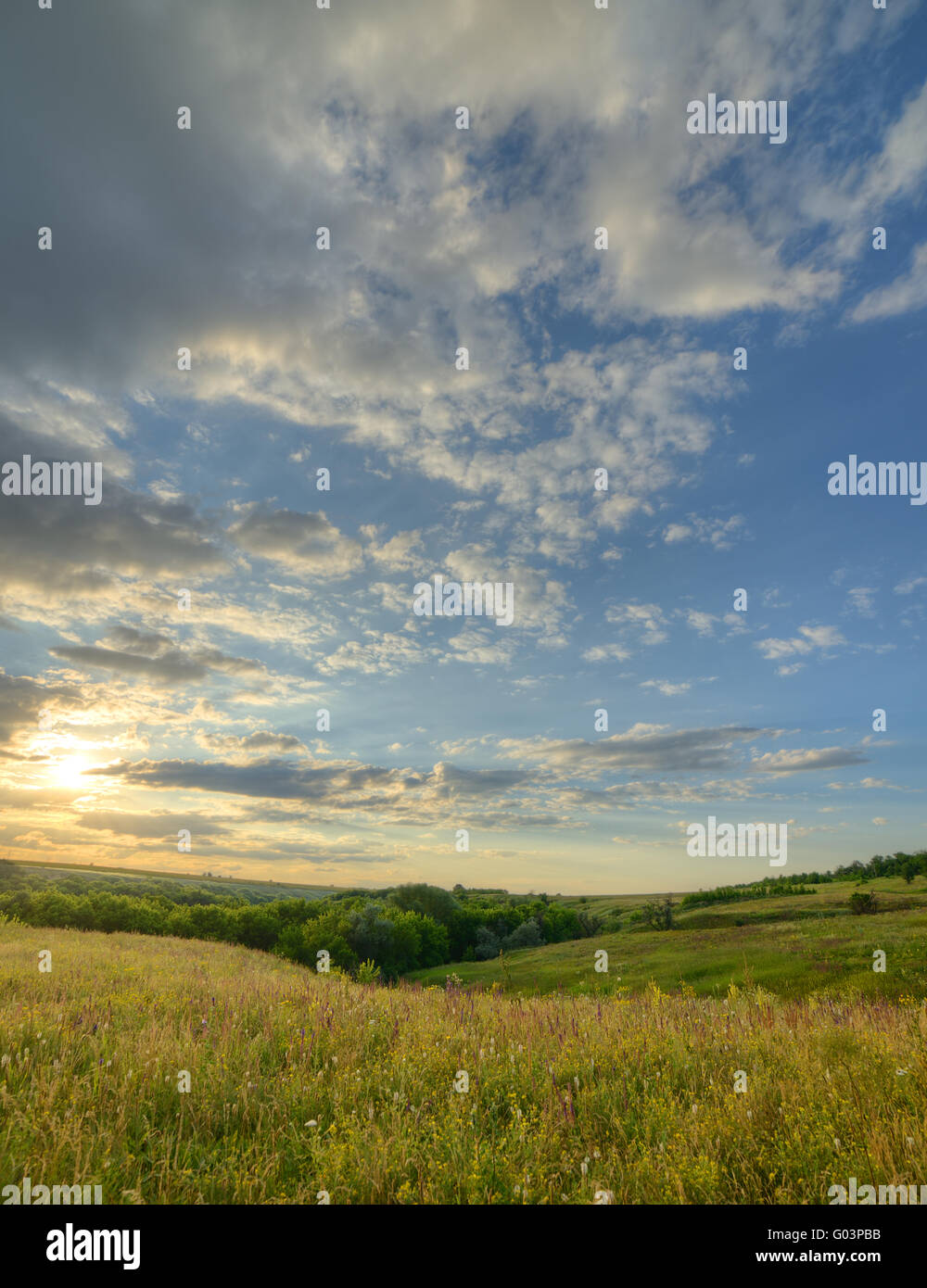 The landscape of the field with a spectacular sky Stock Photo - Alamy