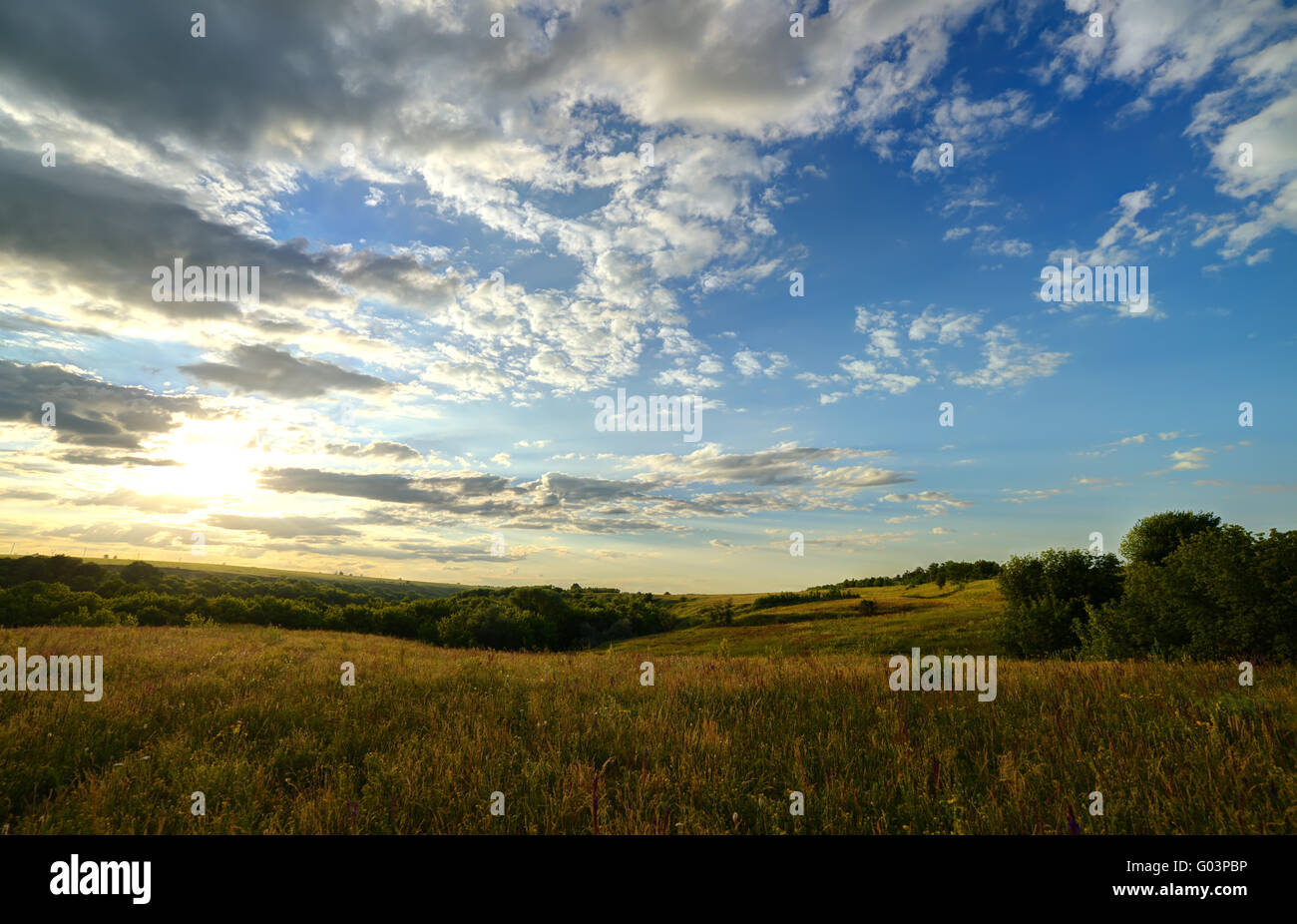 The landscape of the field with a spectacular sky Stock Photo - Alamy
