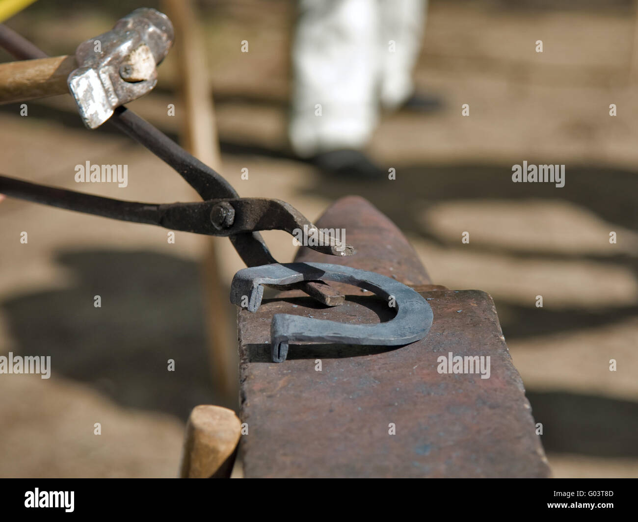 Red hot horseshoe hi-res stock photography and images - Alamy