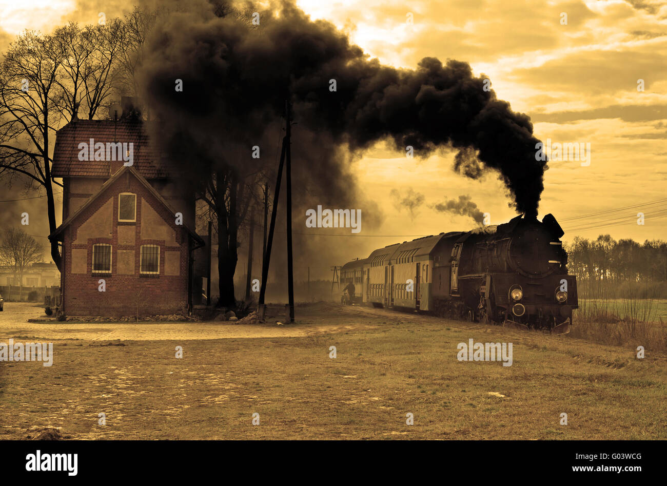 Retro small train hi-res stock photography and images - Alamy