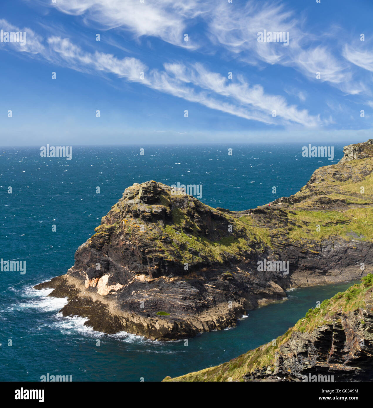Cliff at Cornish coast near Boscastle, Cornwall, E Stock Photo - Alamy