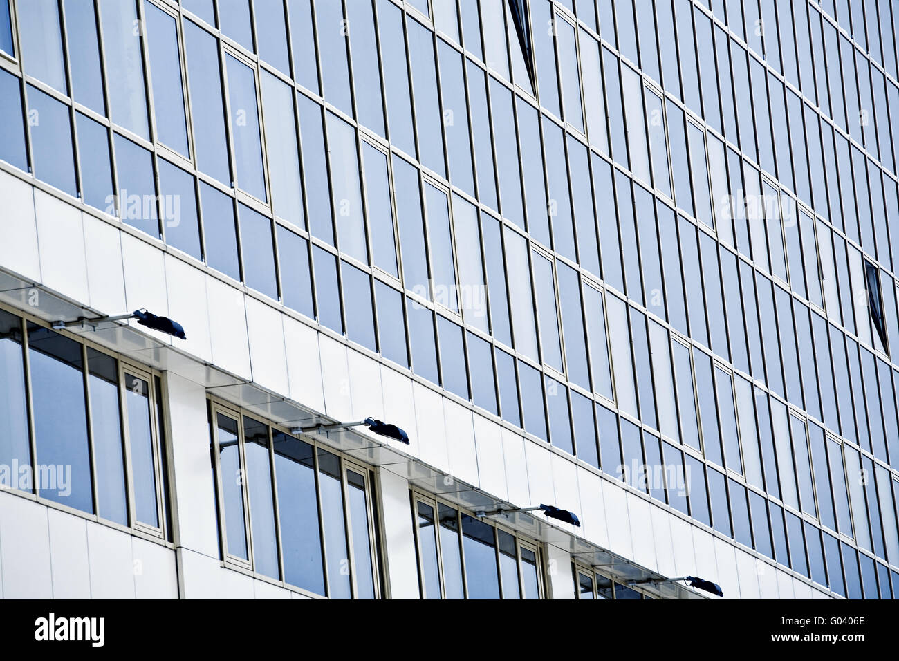 Skyscraper windows with blue lights hi-res stock photography and images ...