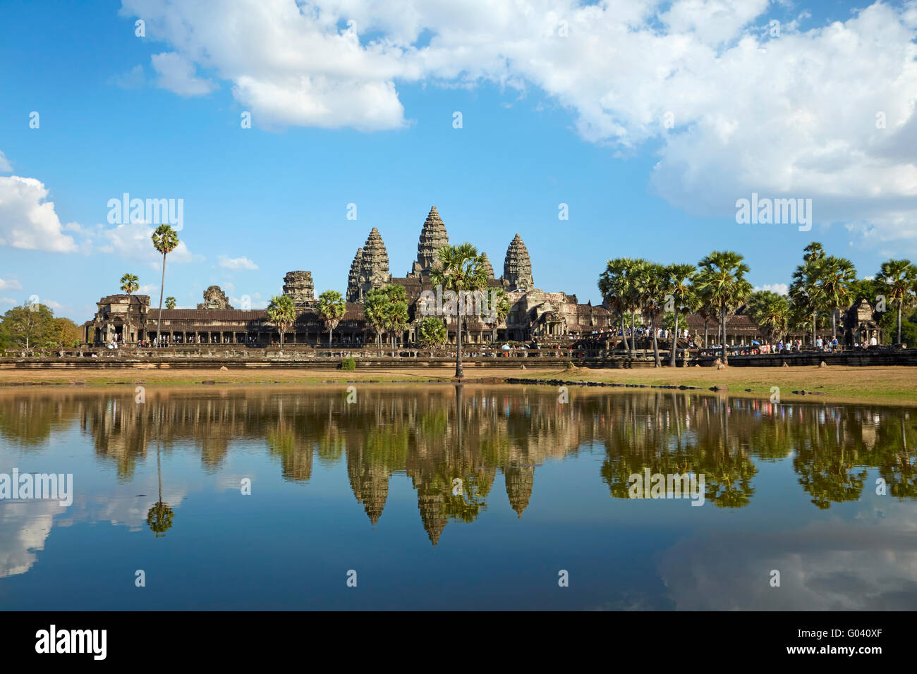 Angkor Wat temple complex (12th century), Angkor World Heritage Site ...