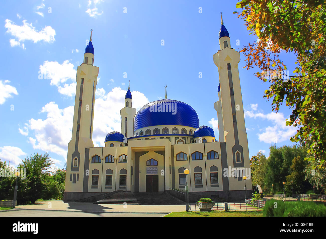 Islam temple hi-res stock photography and images - Alamy