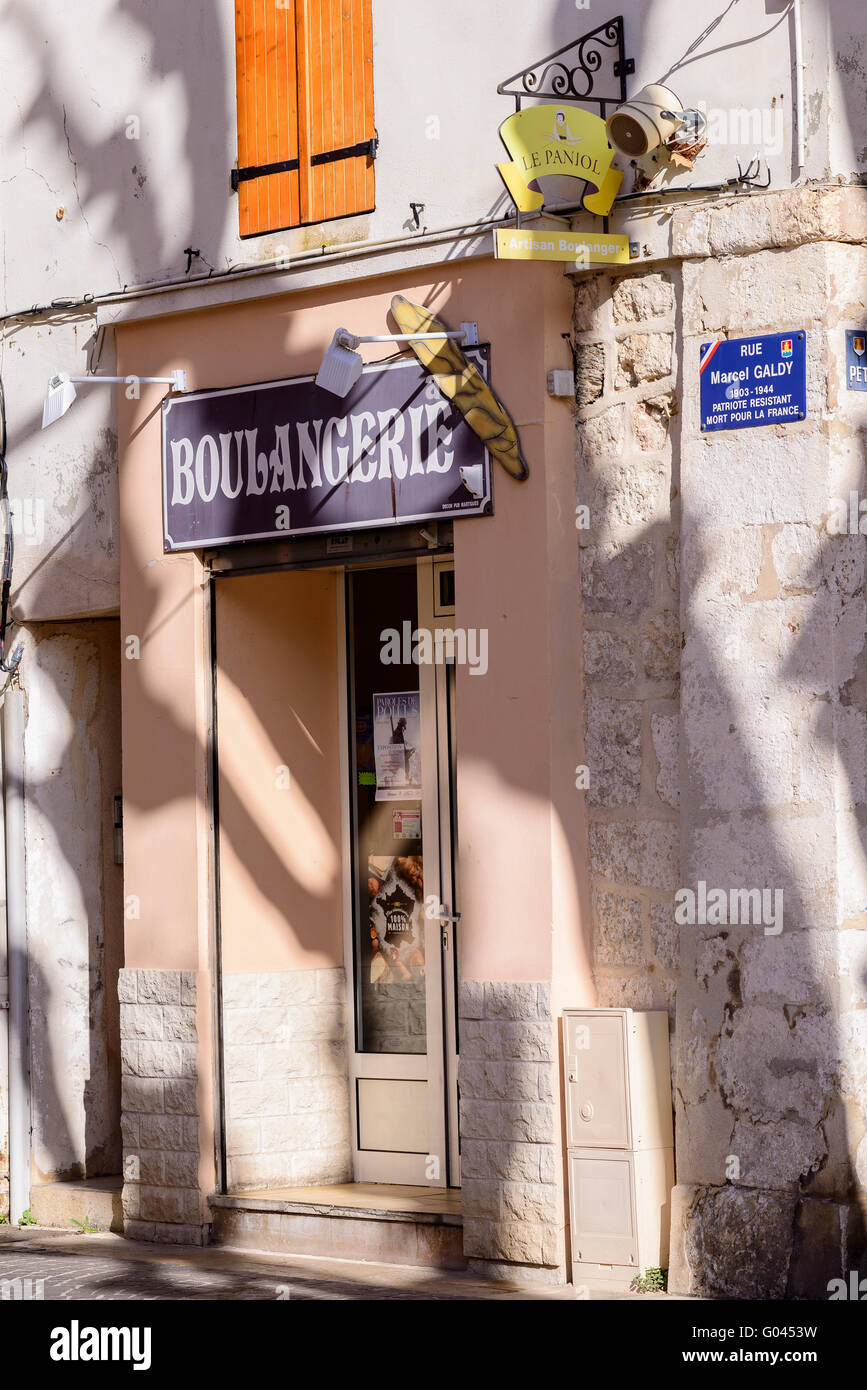 Spécialités culinaires sud france hi-res stock photography and images ...