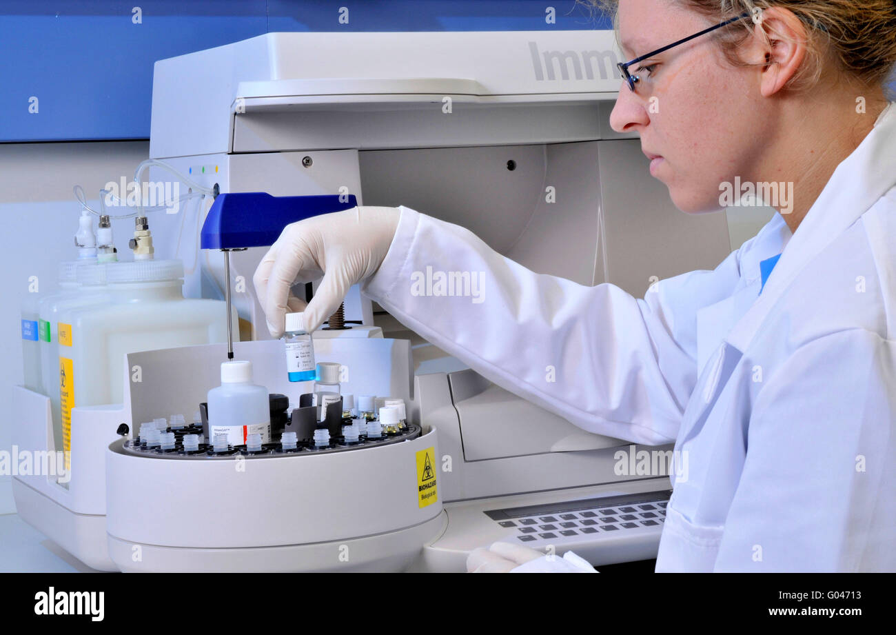 Autoimmune diseases hi-res stock photography and images - Alamy