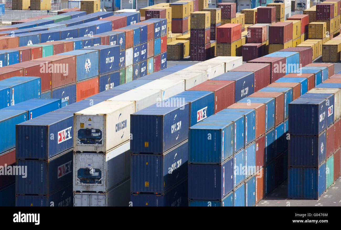 Containerstapel hi-res stock photography and images - Alamy
