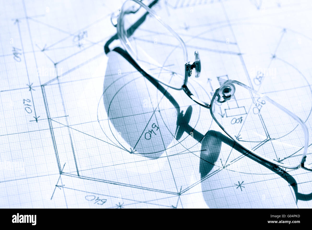 Construcning hi-res stock photography and images - Alamy