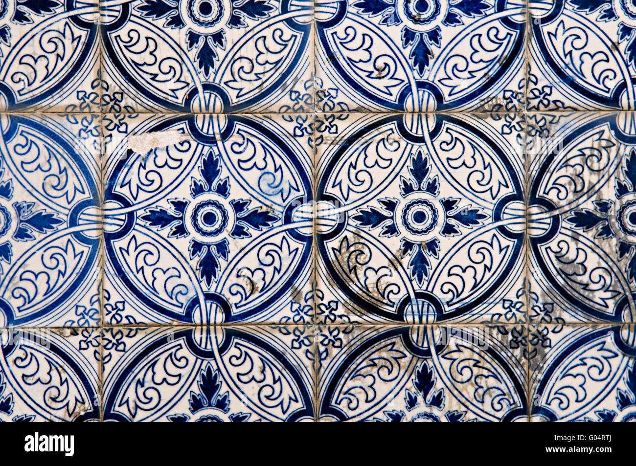 Painted tile hi-res stock photography and images - Alamy