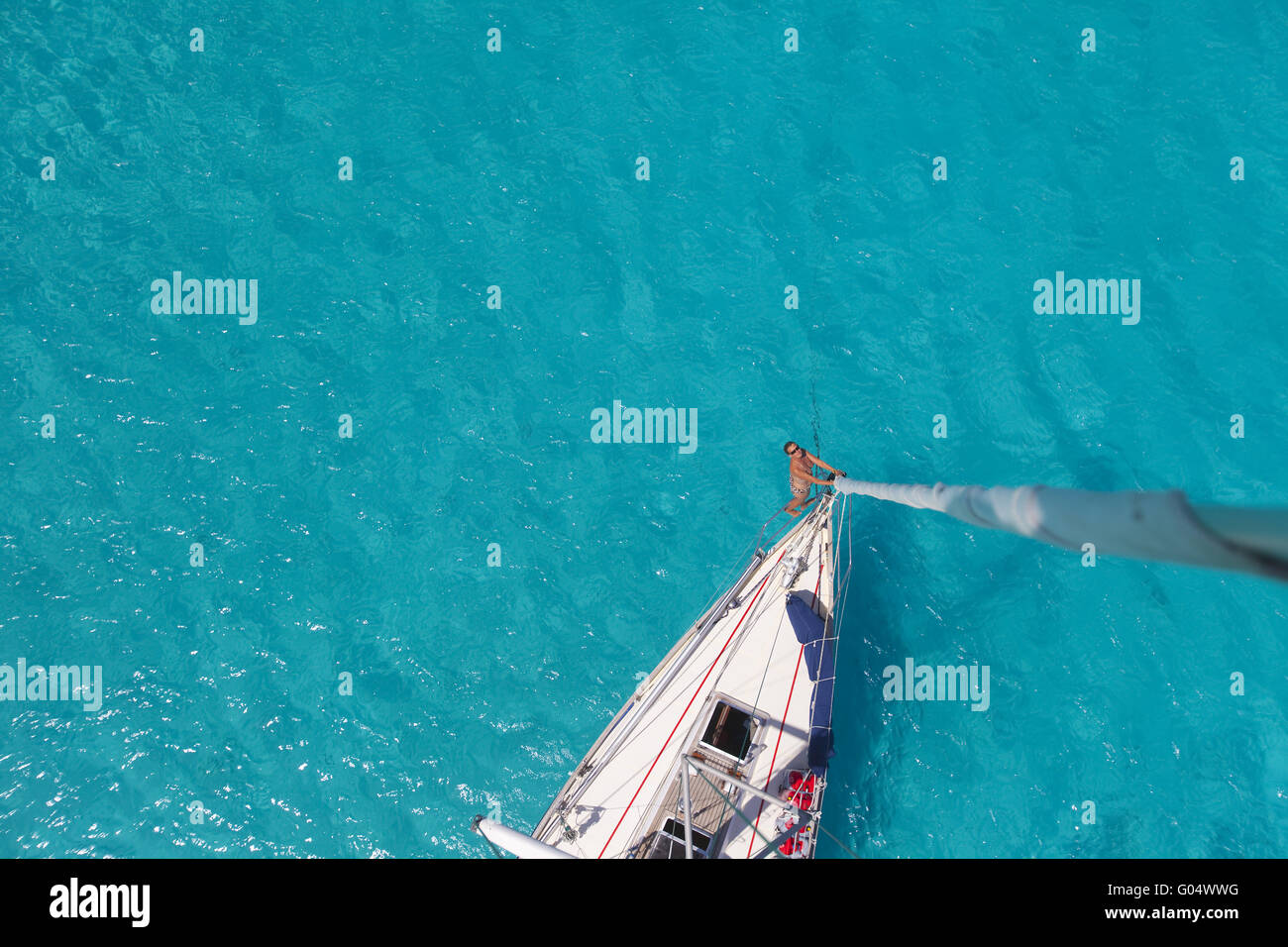 Shallow vessel hi-res stock photography and images - Alamy