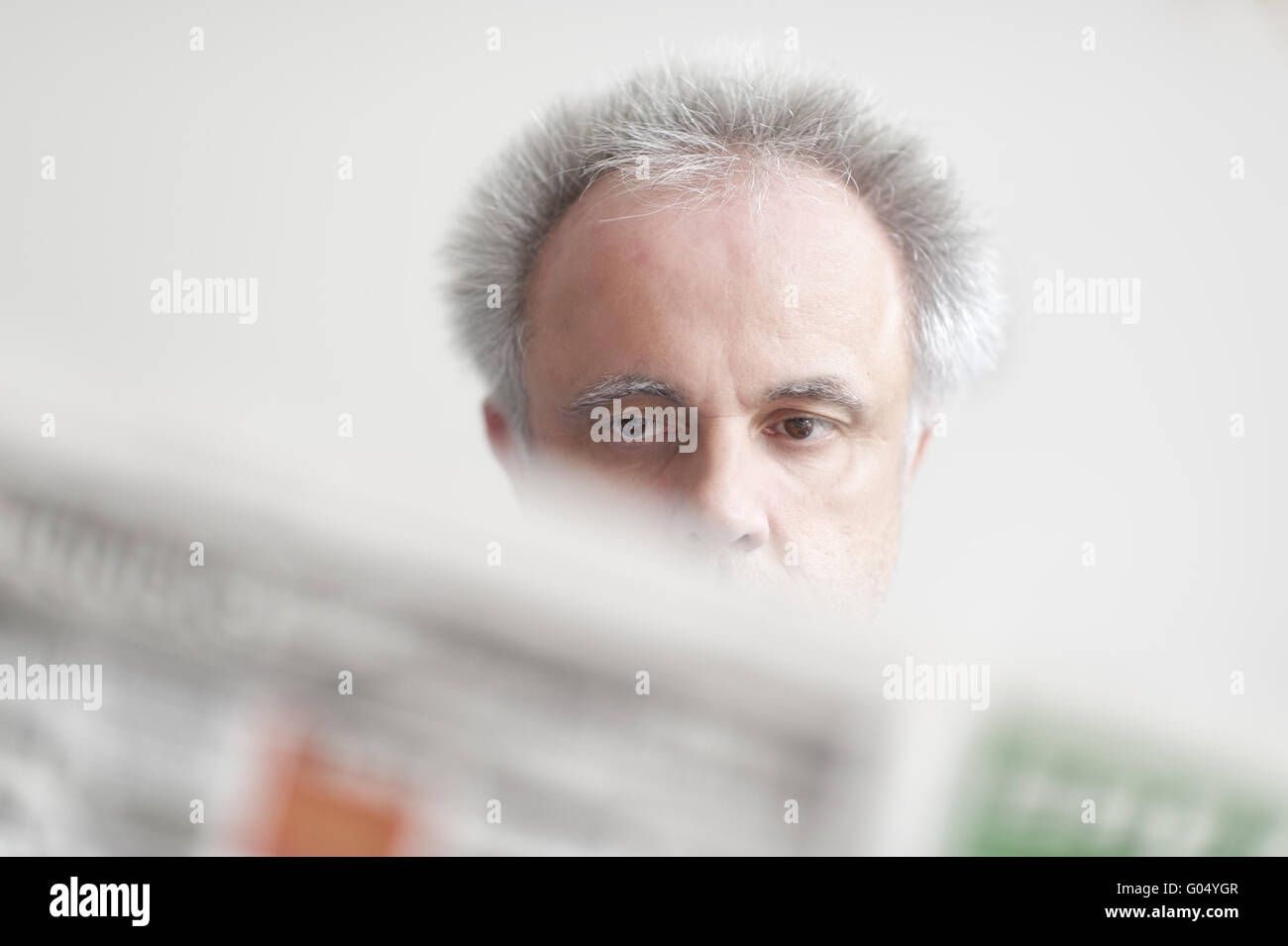 Neutral expressions hi-res stock photography and images - Alamy