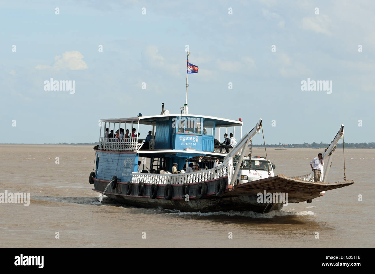 Ferry boat crossing the Mekong River, Phnom Penh Stock Photo - Alamy