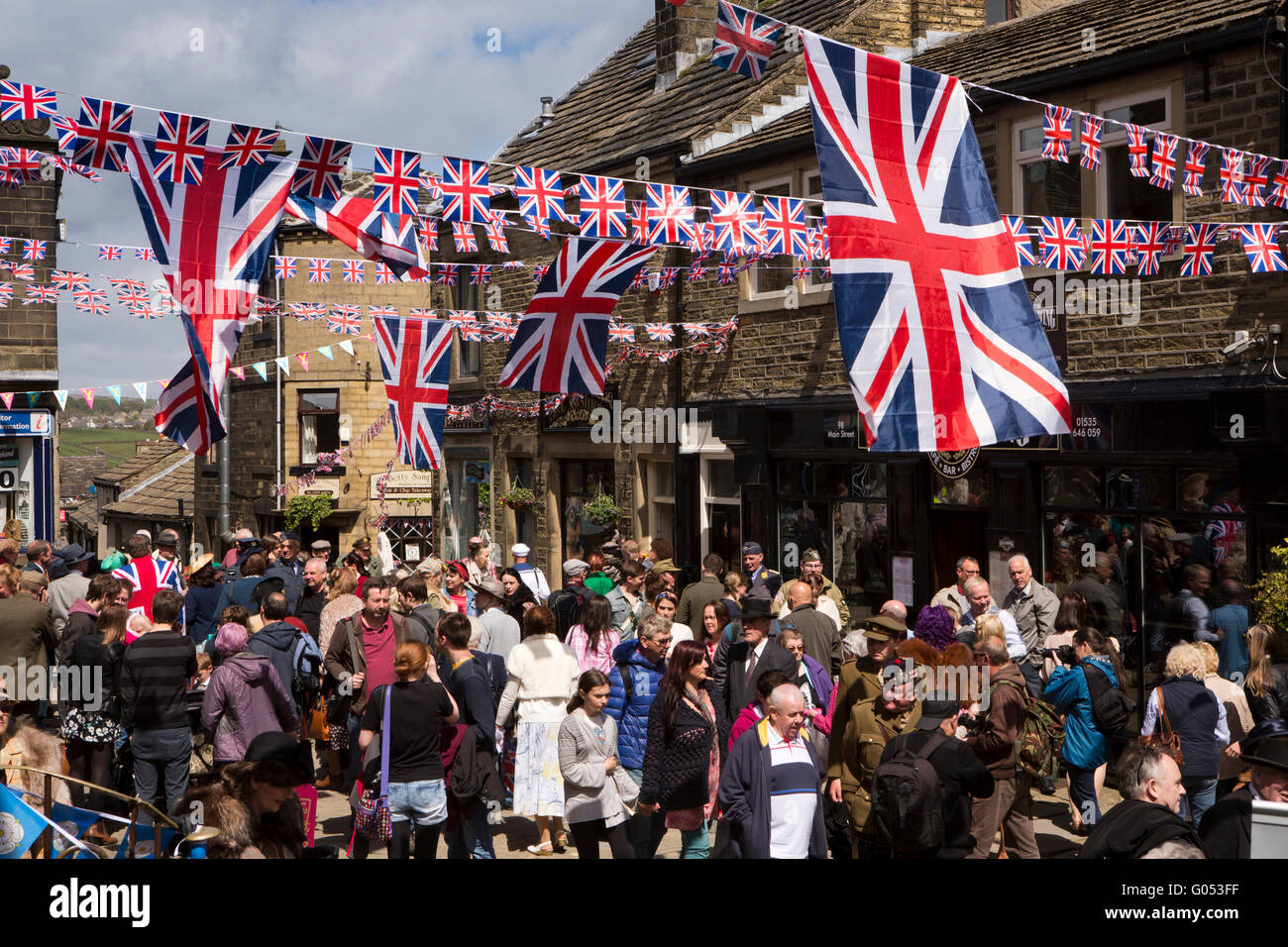 Street 1940s england north hi-res stock photography and images - Alamy